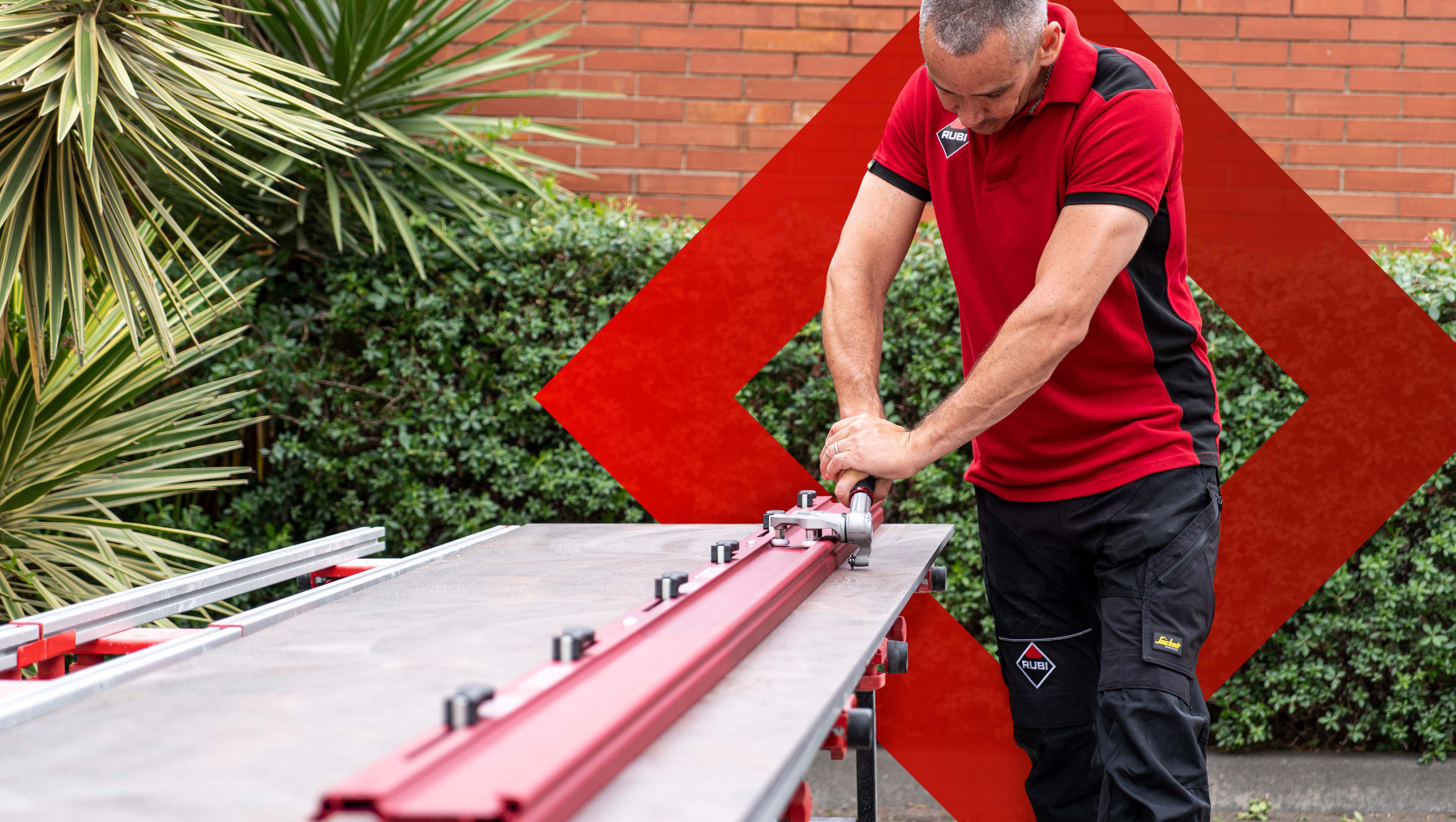 Nueva cortadora para grandes formatos - Infoconstrucción